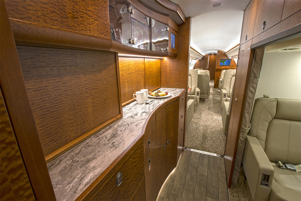 Global Express Interior Gallery - West Star Aviation