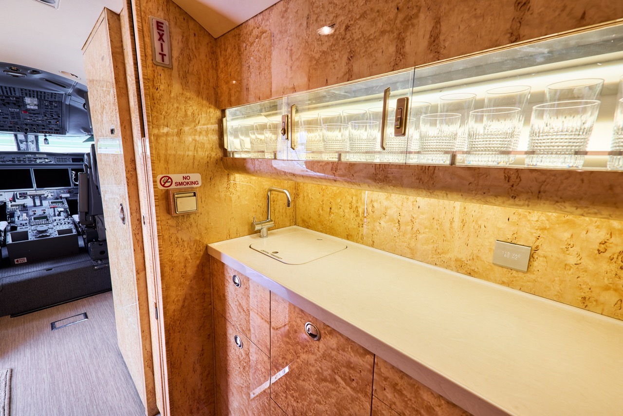 Gulfstream Interior Gallery - West Star Aviation